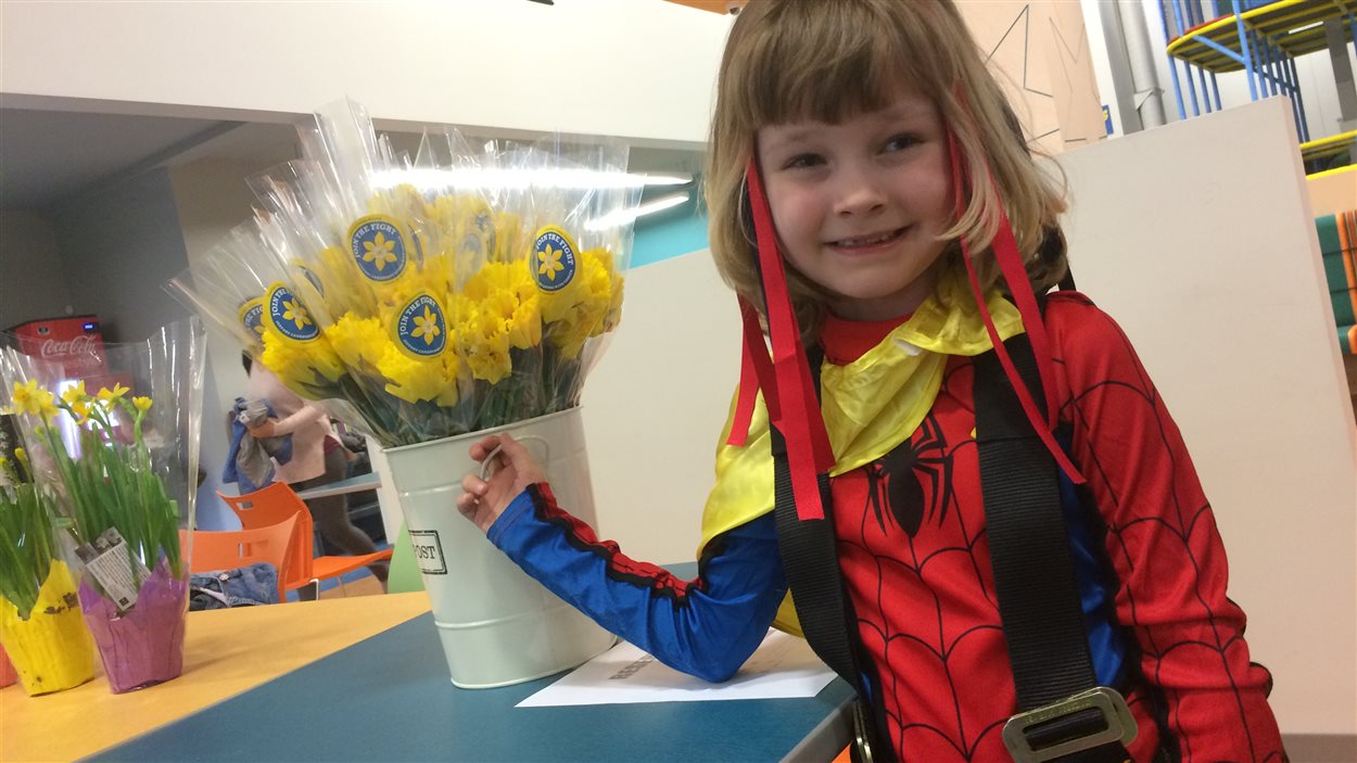 SpiderMable en mission pour le mois de la jonquille | Radio-Canada