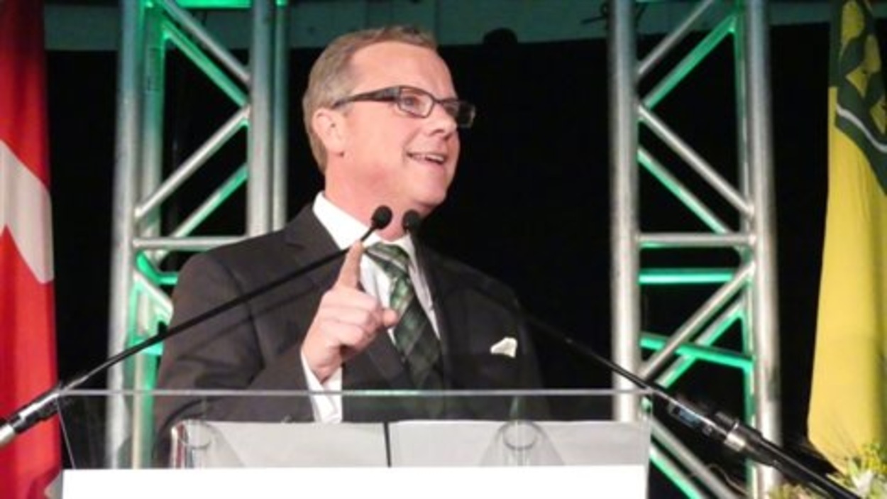 Un groupe exhorte Brad Wall à diriger le Parti conservateur | Radio-Canada