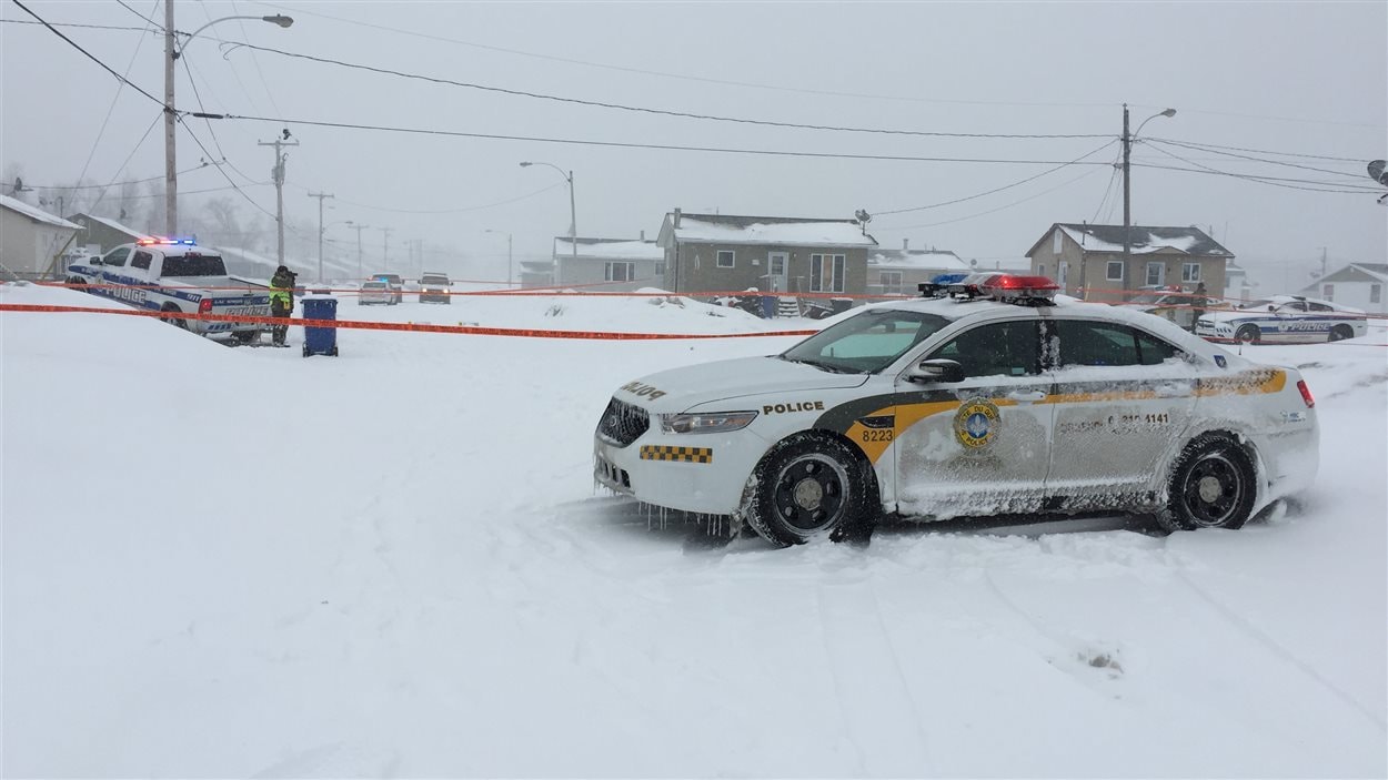 Homme abattu par un policier à Lac-Simon : l'enquête confiée au SPVM ...