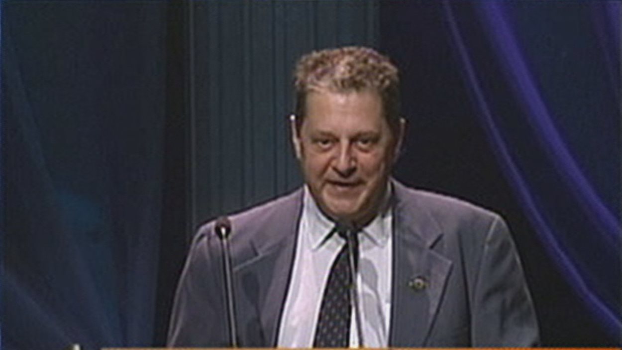 Roger E. Cormier à la barre des témoins à son procès pour agression sexuelle | Radio-Canada