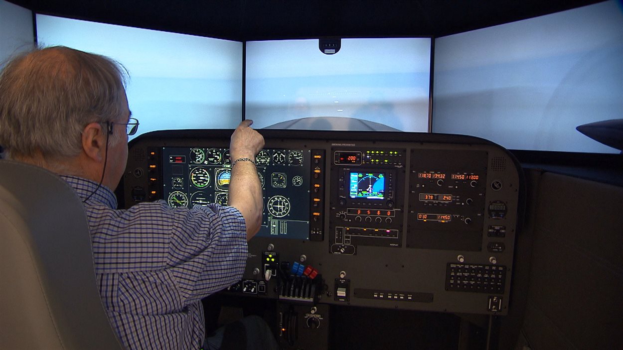 Un simulateur de vol pour faciliter l'entraînement des pilotes | Radio ...