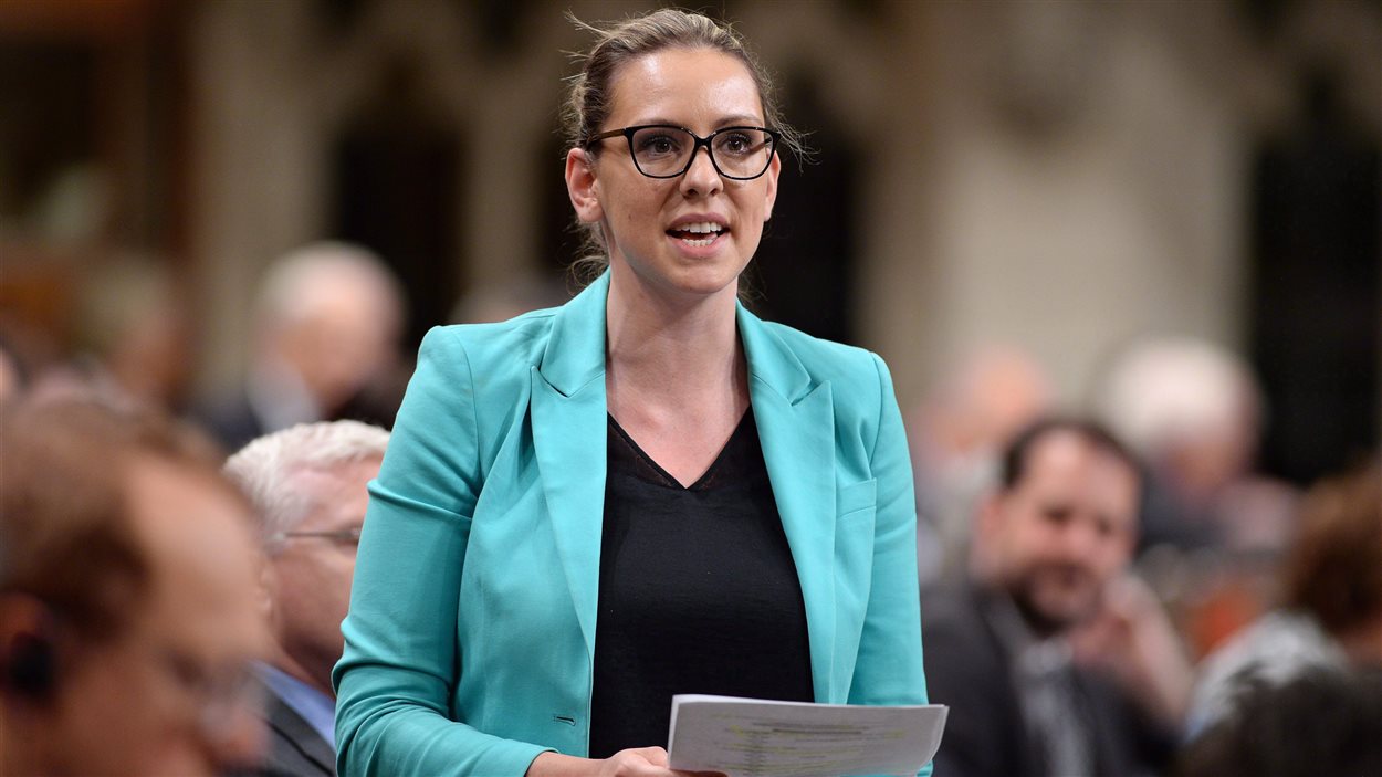 Direction du NPD : Ruth Ellen Brosseau, une candidate potentielle ...