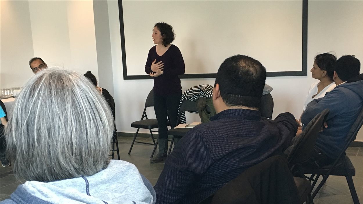 La conteuse Mafane s'inspire des immigrants | Radio-Canada