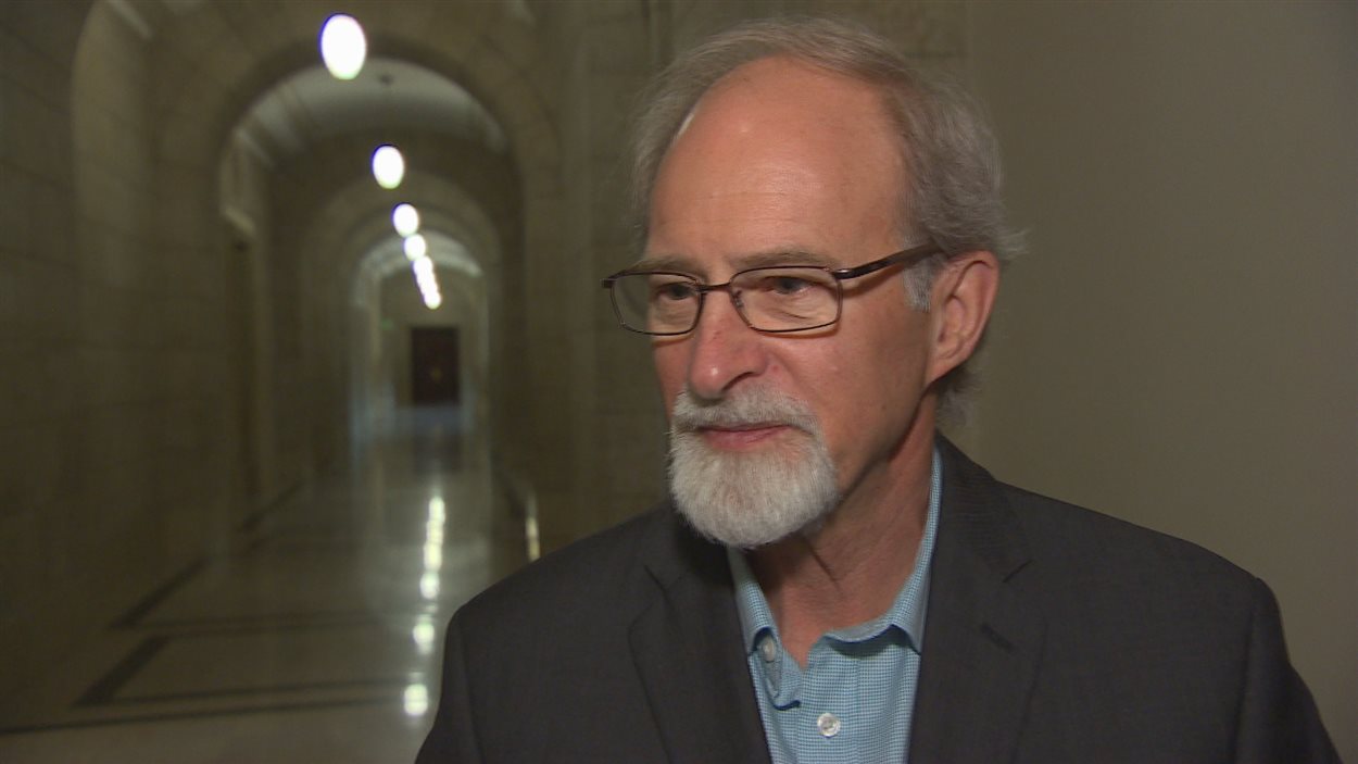 Le Palais législatif bientôt plus accessible aux handicapés | Radio-Canada