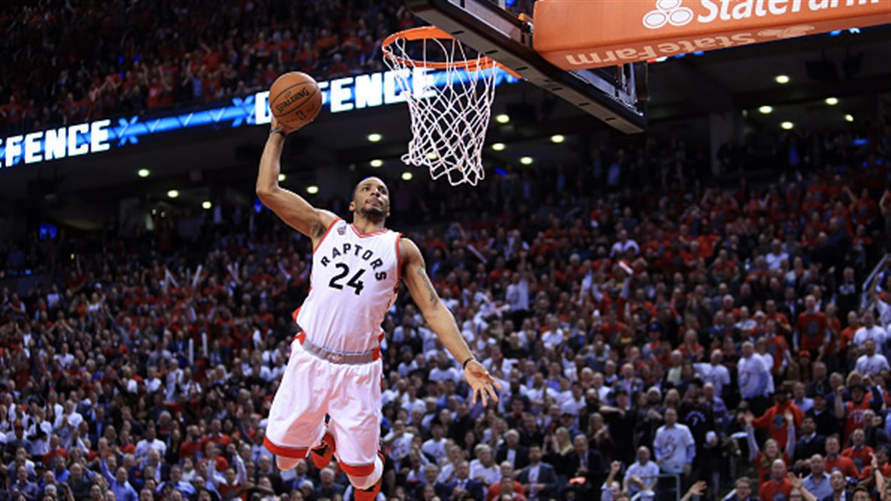 Les Raptors attendent Dwayne Wade et le Heat | Radio-Canada