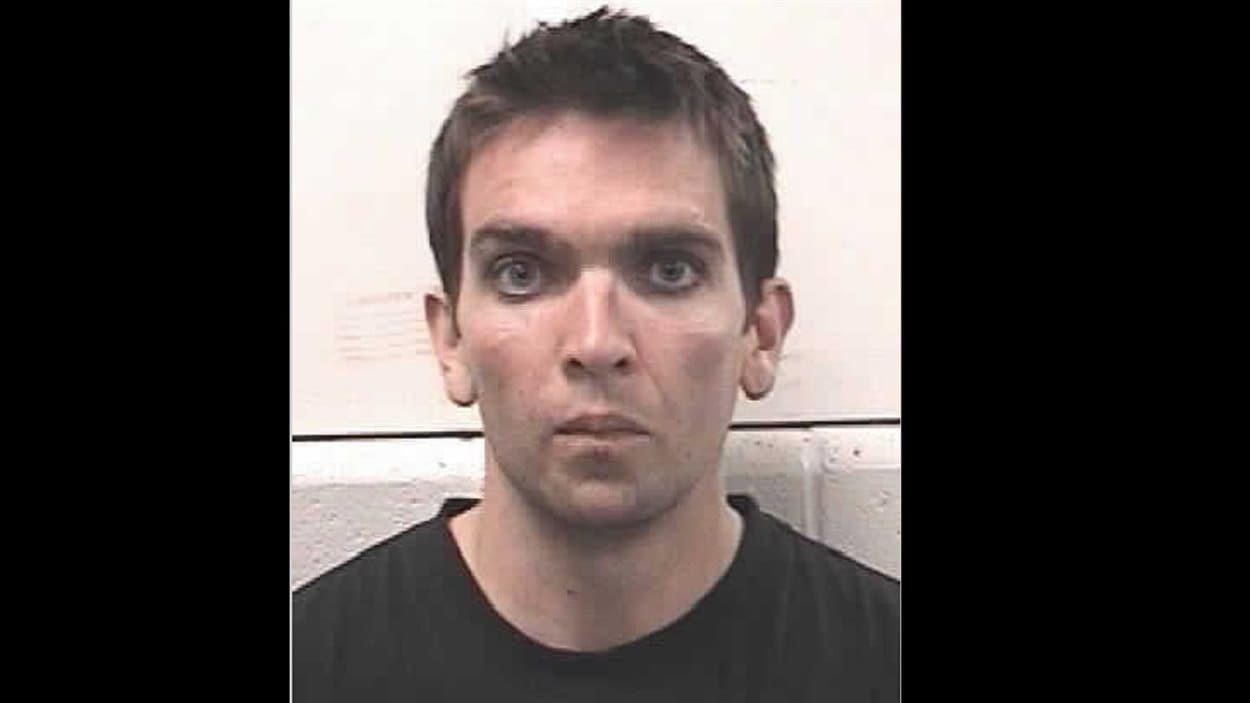 Un délinquant sexuel bien connu des policiers en route vers la N.-É ...