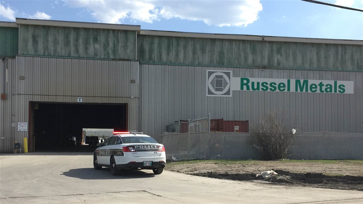 Accident de travail mortel à l'usine Russel Metals | Radio-Canada