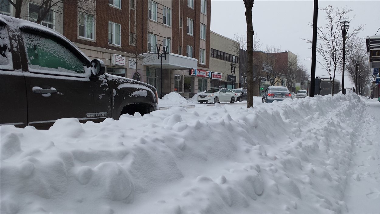 Jusqu'à 20 centimètres de neige attendus en Abitibi | Radio-Canada