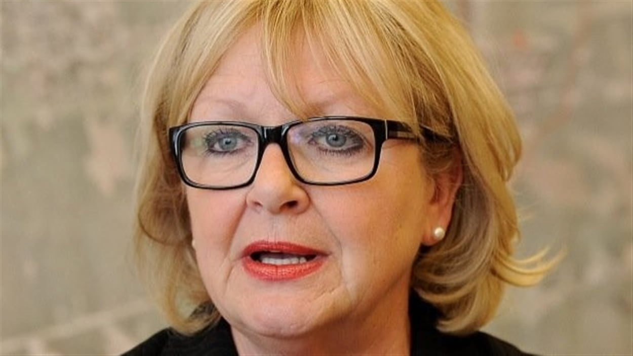 Lobbyisme illégal : l'ex-mairesse de Lévis applaudit l'acquittement de ...