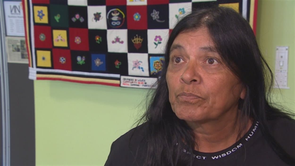 Une militante pour les femmes autochtones disparues s'arrête à Winnipeg | Radio-Canada