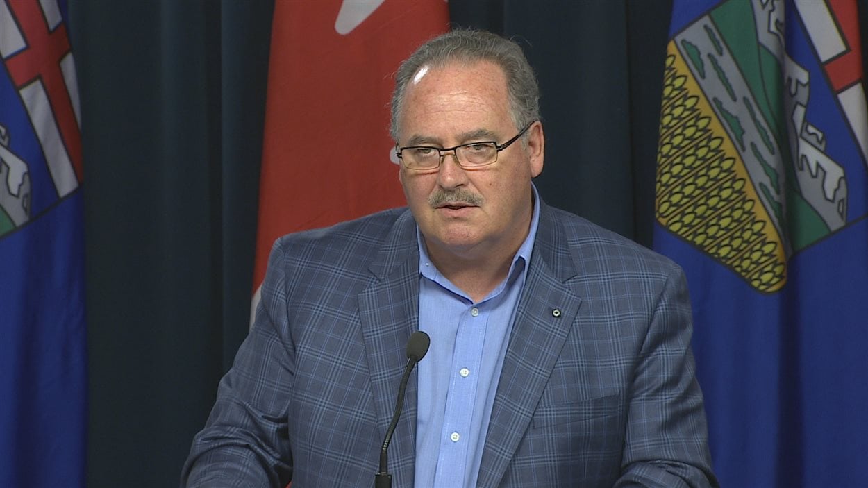 De nouvelles règles pour les chauffeurs d'Uber et de TappCar en Alberta ...