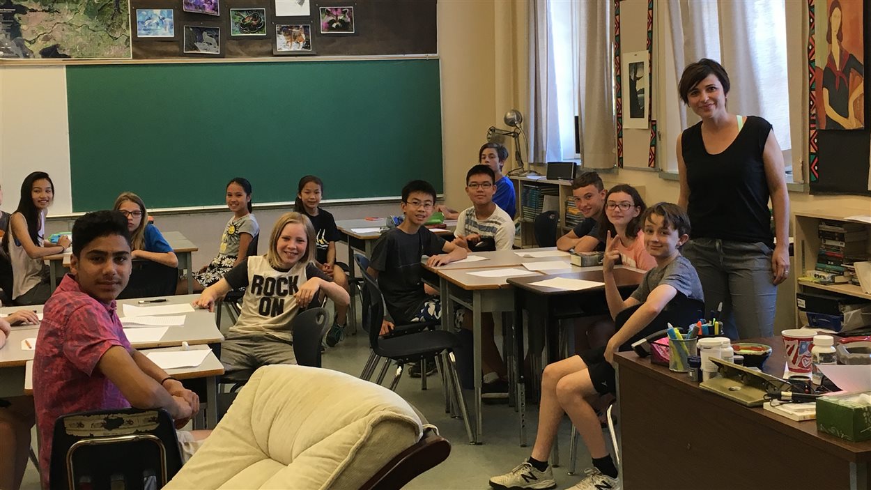 Les programmes d'immersion victimes de leur succès | Radio-Canada