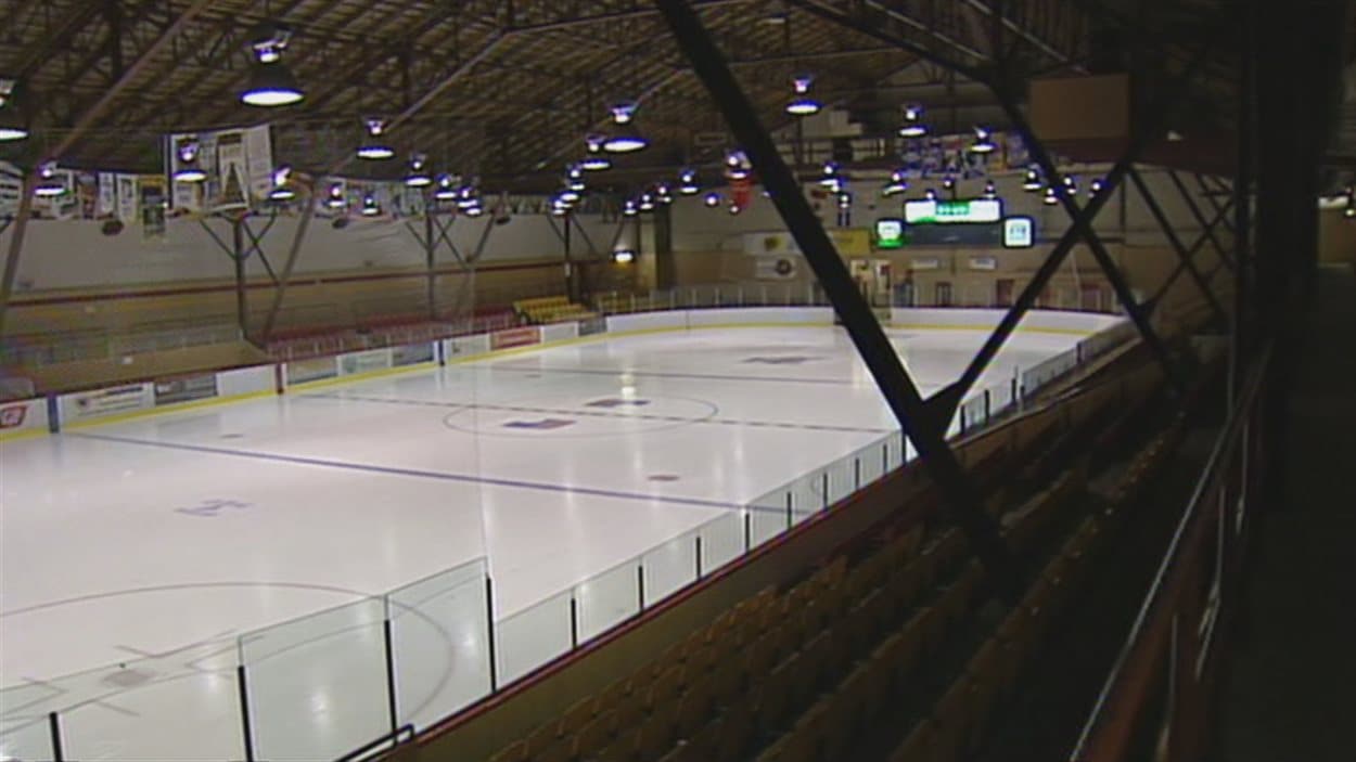 Rénovation de l'aréna : Mont-Joli espère profiter d'un nouveau ...