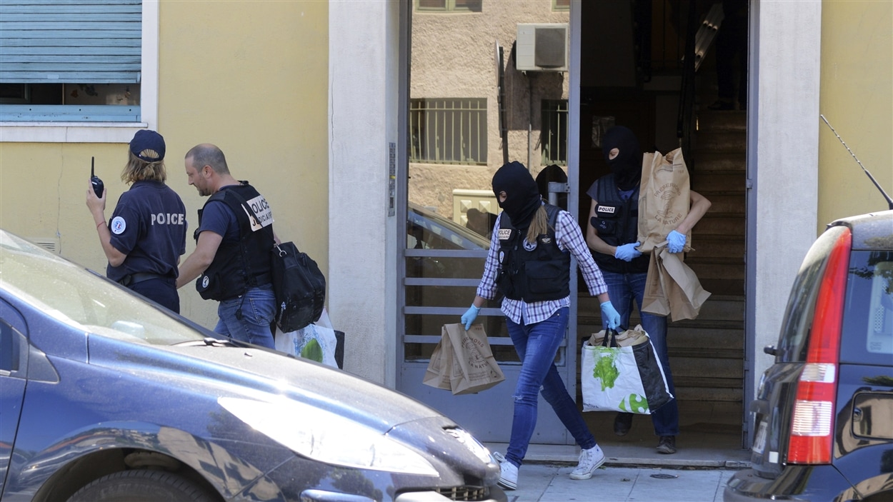 Des perquisitions au coeur d'un état d'urgence à renouveler en France ...