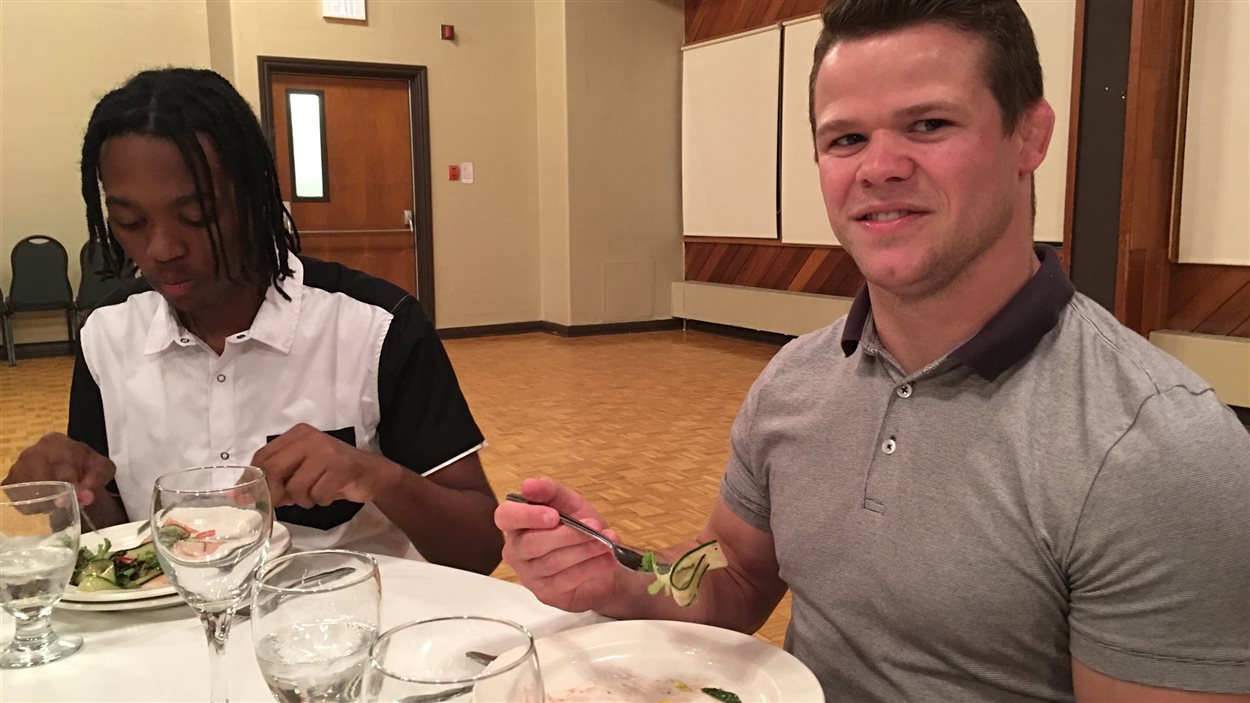 La vie du lutteur David Tremblay après les Jeux olympiques | Radio-Canada