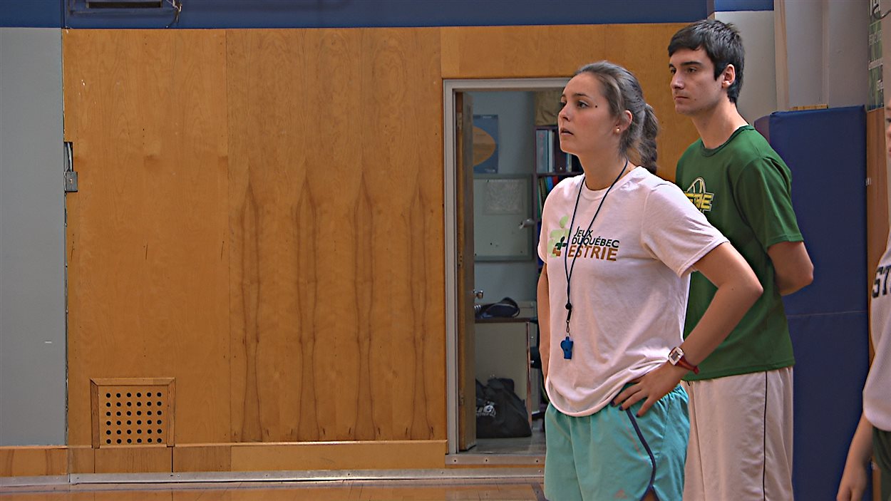 Basketball : les soeurs Vachon en route vers les Jeux du Québec | Radio ...