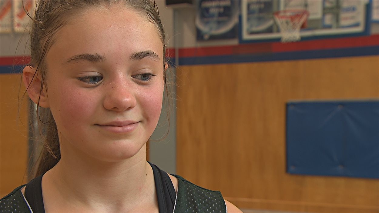 Basketball : les soeurs Vachon en route vers les Jeux du Québec | Radio ...