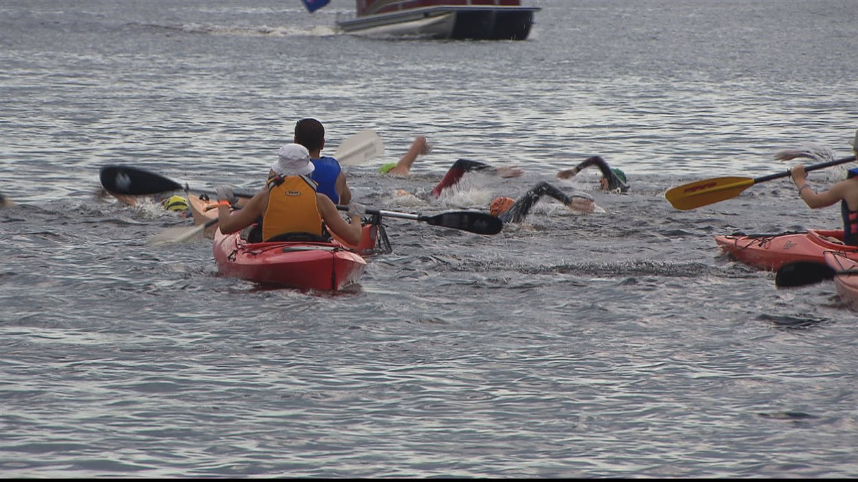 Nouvelle formule pour la traversée du lac Pohénégamook | Radio-Canada