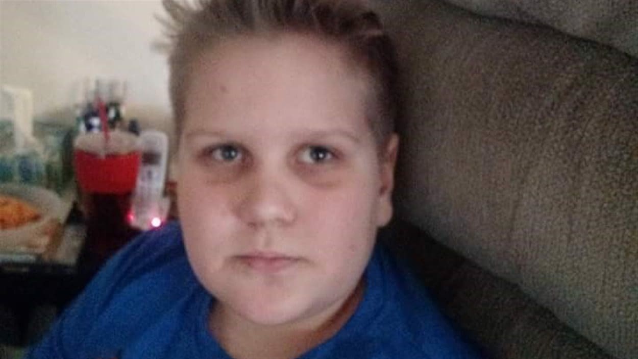 Un enfant de 9 ans sans assurance en raison de son gabarit | Radio-Canada