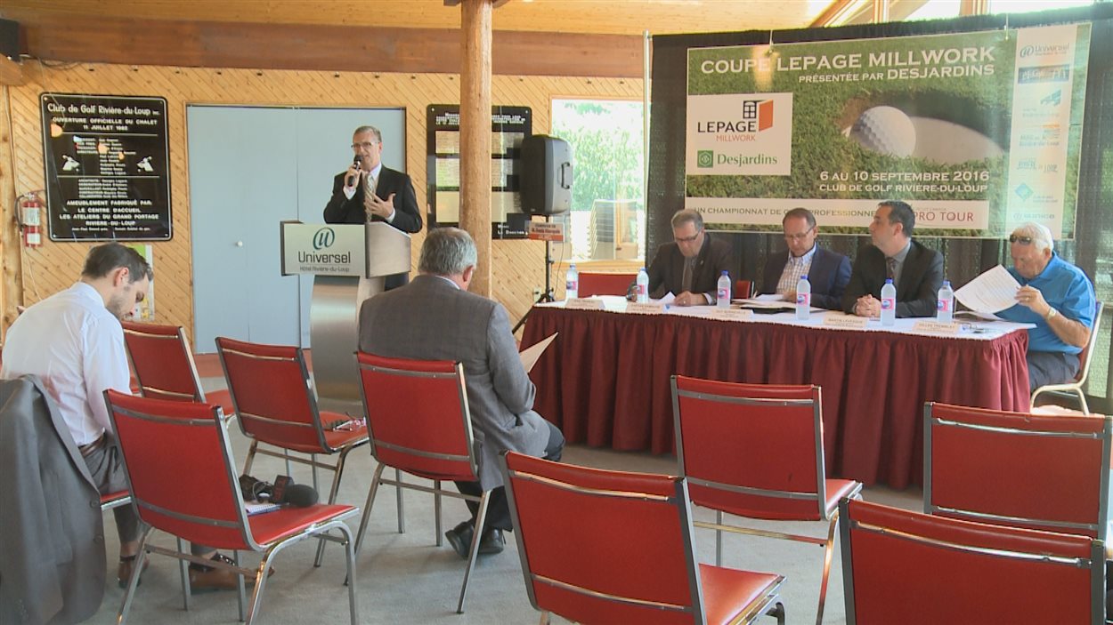 Du golf de haut niveau à Rivière-du-Loup en septembre | Radio-Canada