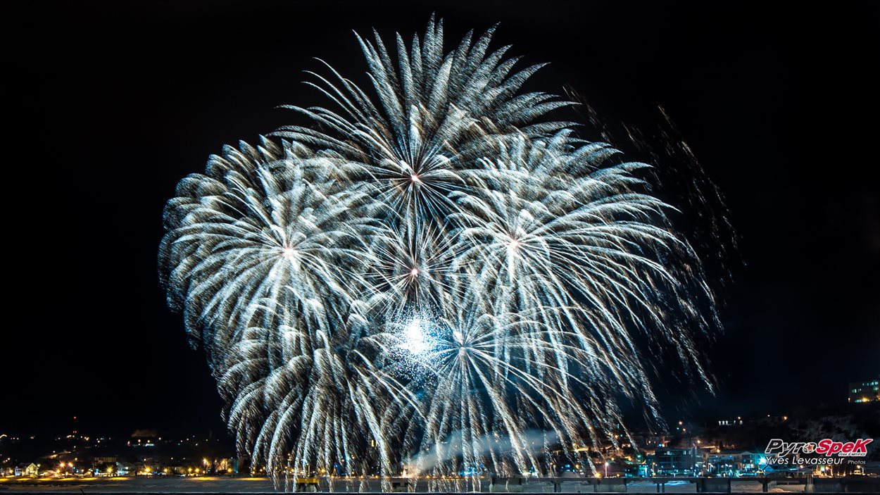 Le Saguenay s'impose aux Grands Feux Loto-Québec | Radio-Canada