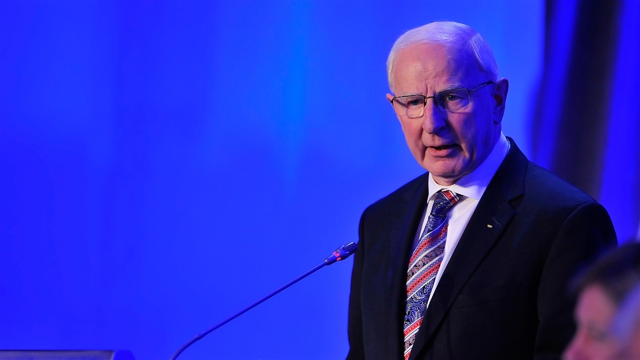 Des échanges de courriels accablent Patrick Hickey | Radio-Canada