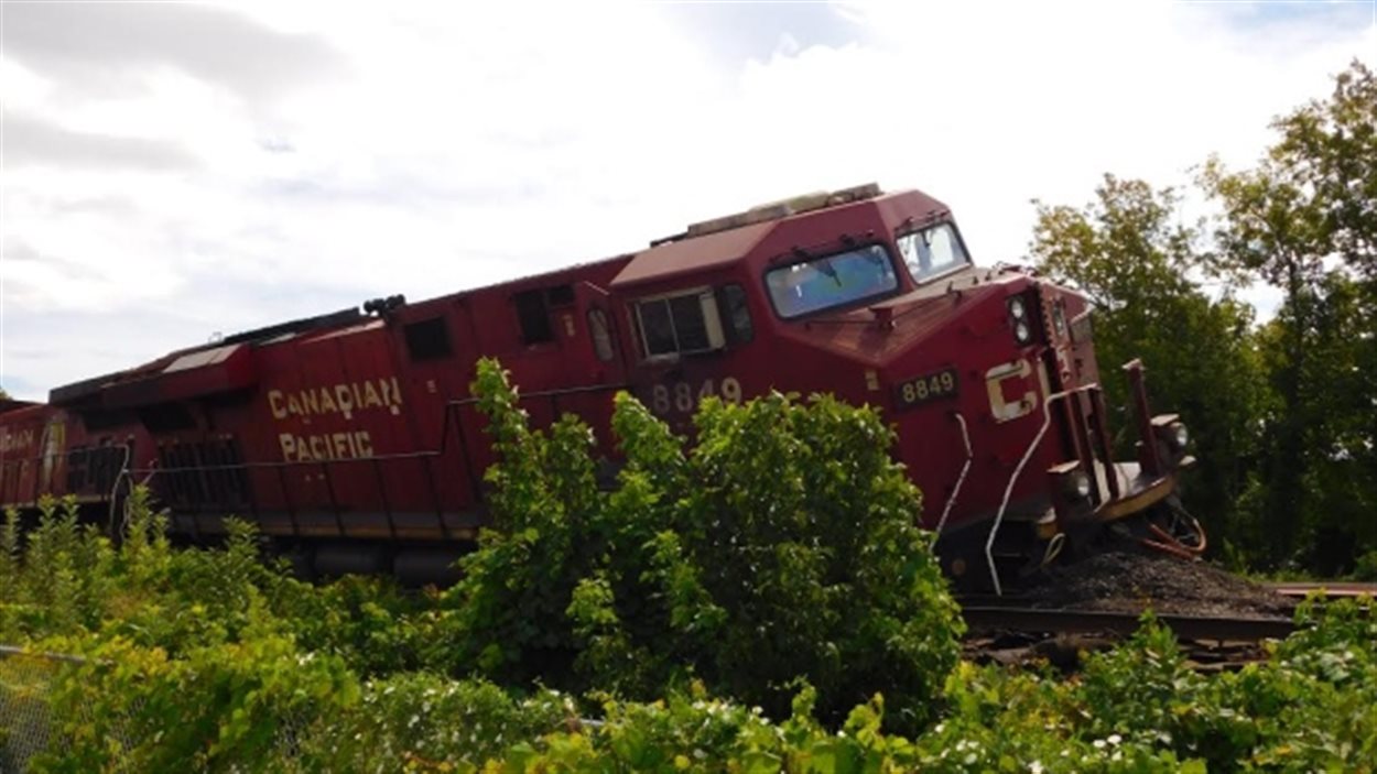 Déraillement de train à Toronto : le trafic ferroviaire reprend | Radio ...
