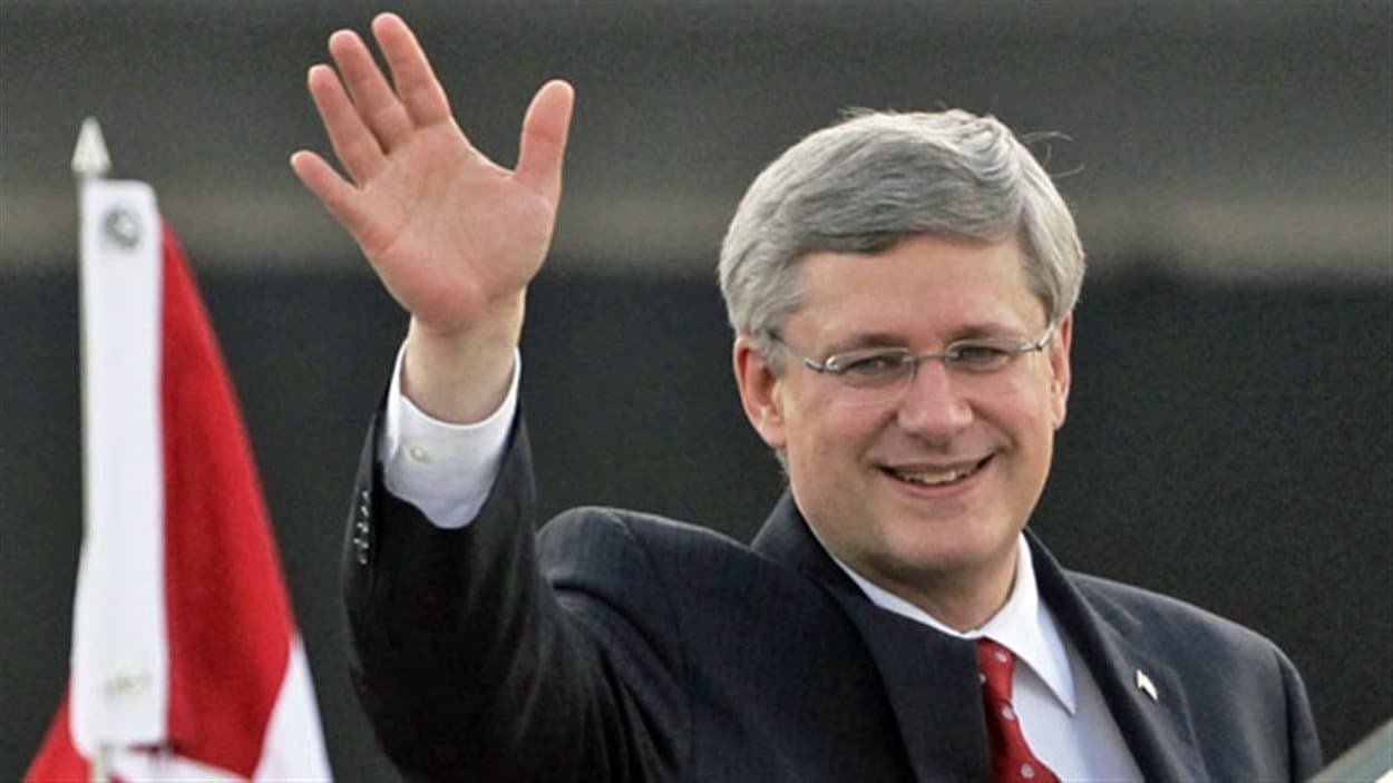 Denis Lebel salue le départ de son ancien chef Stephen Harper | Radio ...