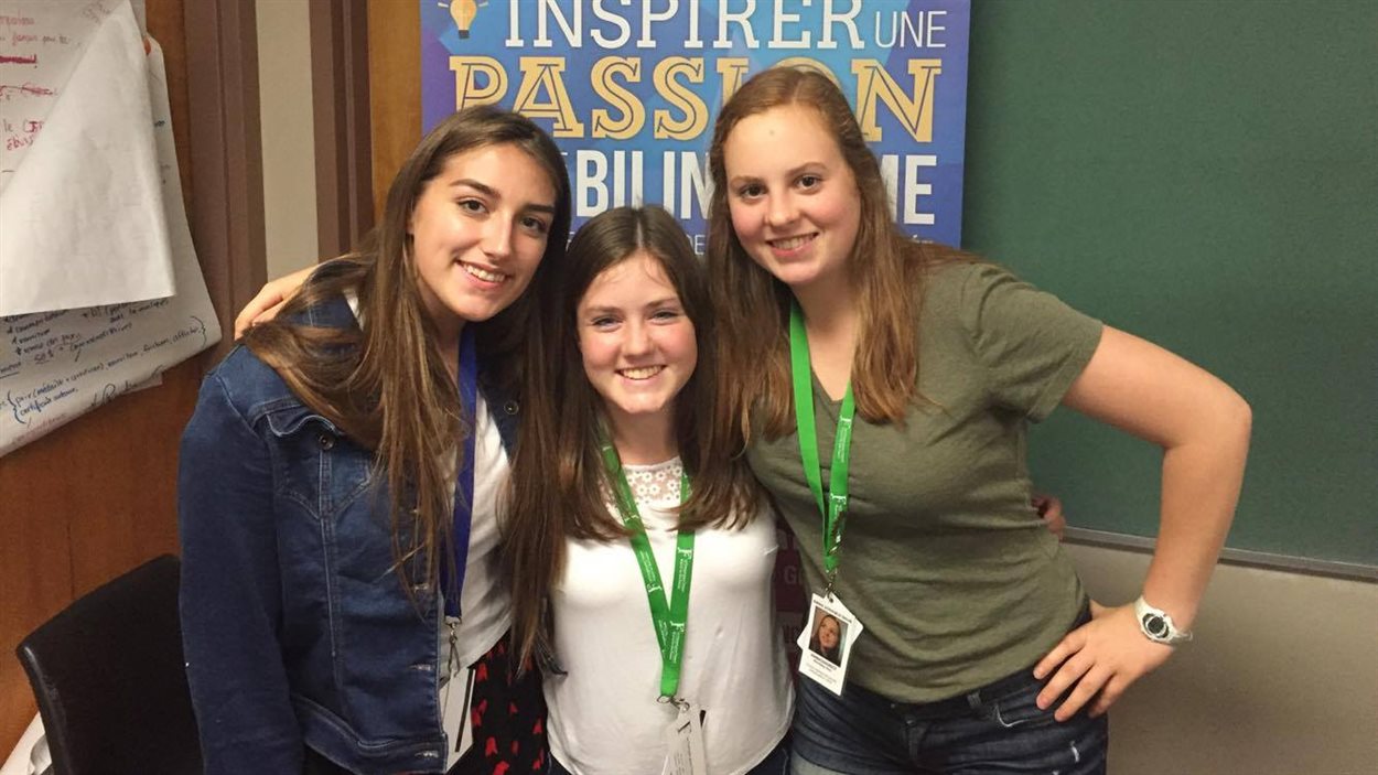 Trois jeunes ambassadrices pour le français au Manitoba | Radio-Canada