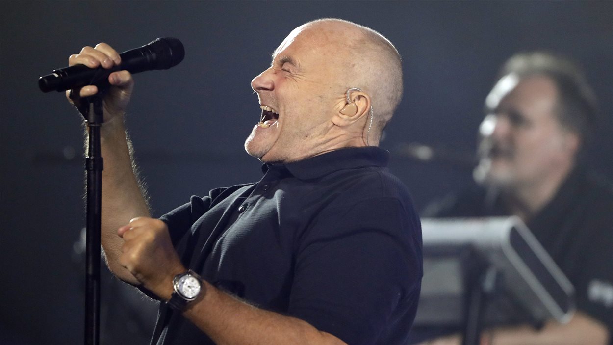 Rare prestation de Phil Collins lundi soir aux Internationaux des États ...