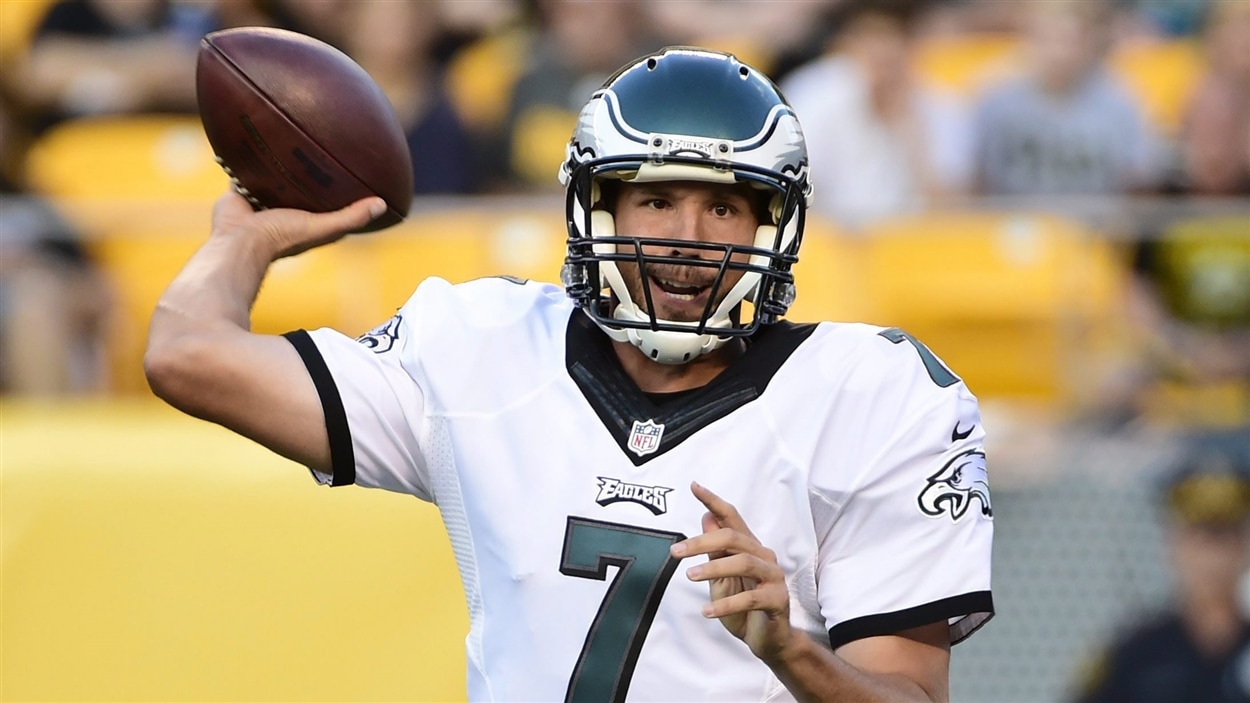 Sam Bradford passe aux Vikings | Radio-Canada