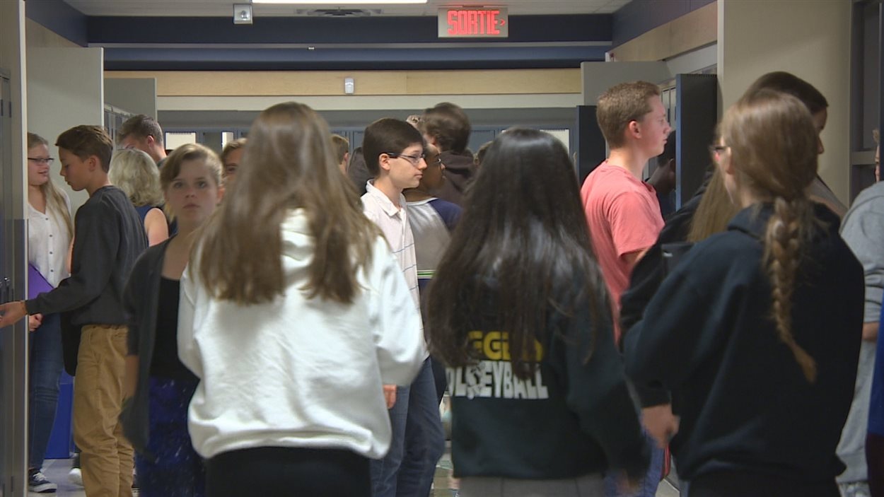 Explosion du nombre d'élèves au Centre scolaire Léo-Rémillard | Radio ...