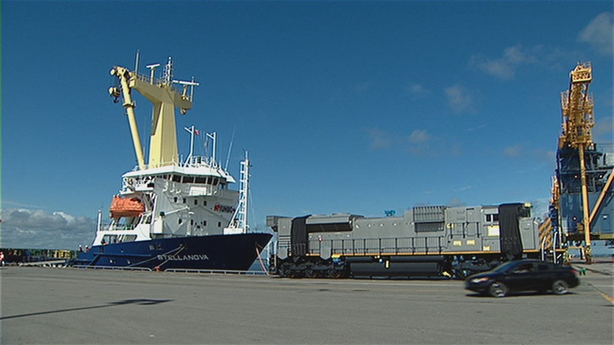 Le port de Bécancour veut séduire les diplomates étrangers | Radio-Canada