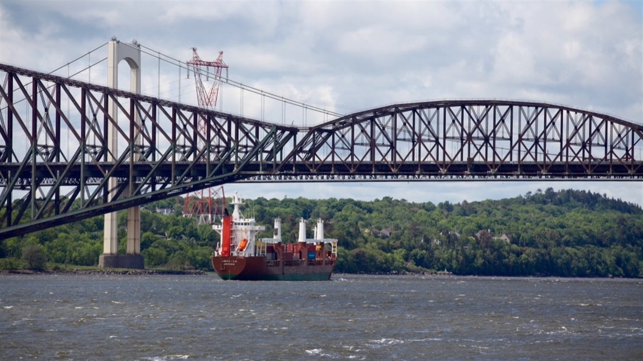 Nouveau modèle pour le pont de Québec : le dossier reste politique, dit ...