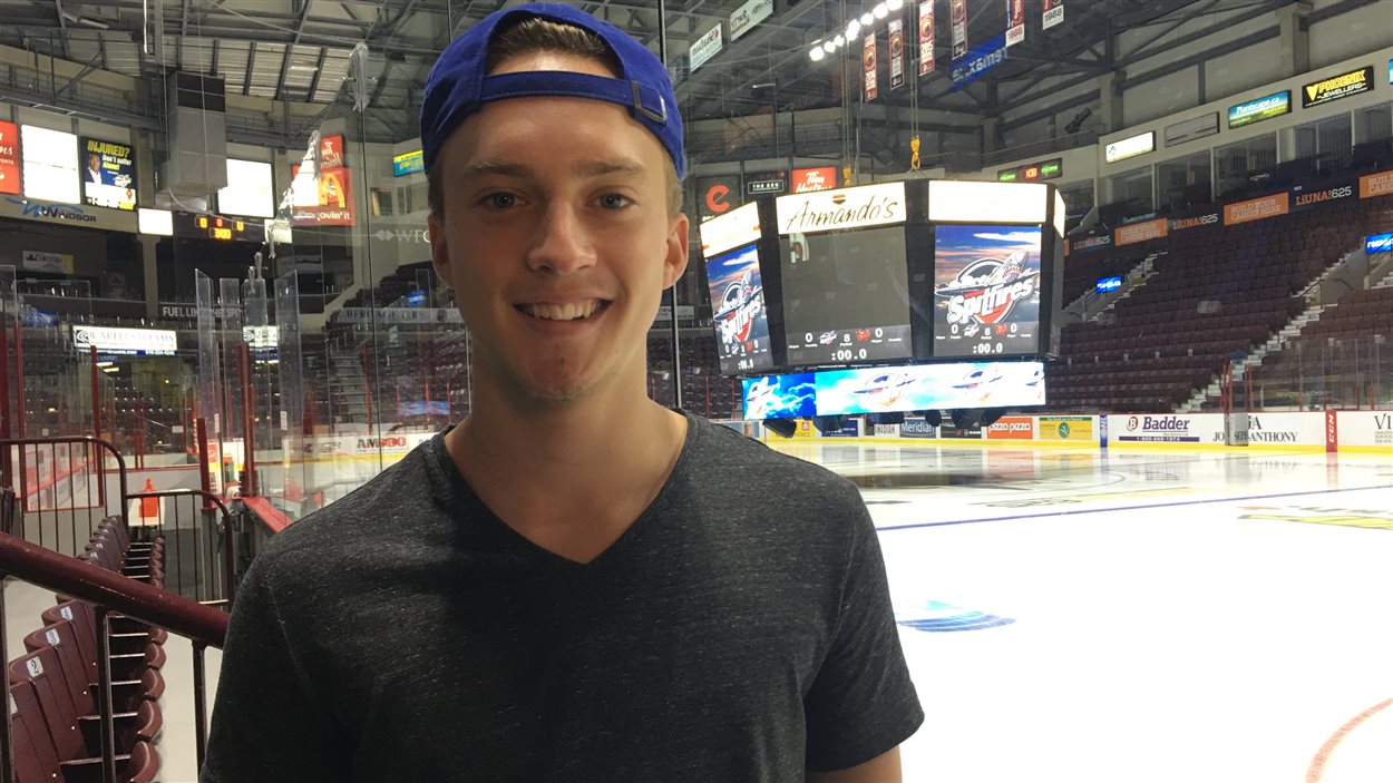 Des anglos de Windsor se risquent au French | Radio-Canada