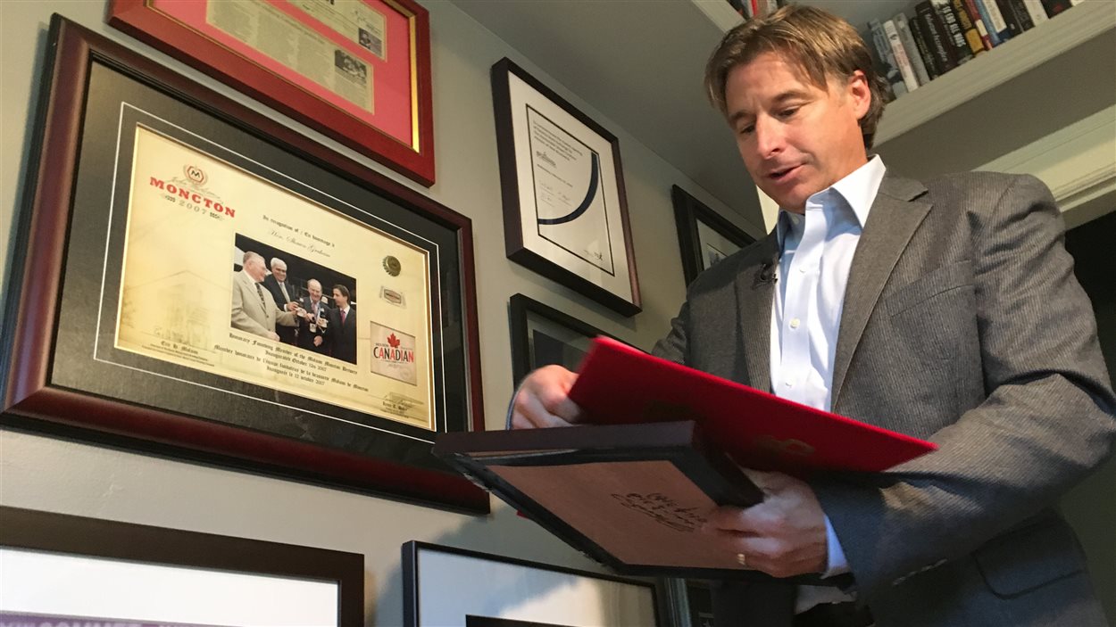La mission chinoise de l'ancien PM Shawn Graham | Radio-Canada