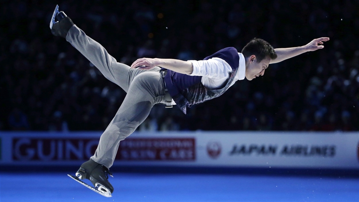 Patrick Chan troisième après le programme court au Trophée Finlandia ...