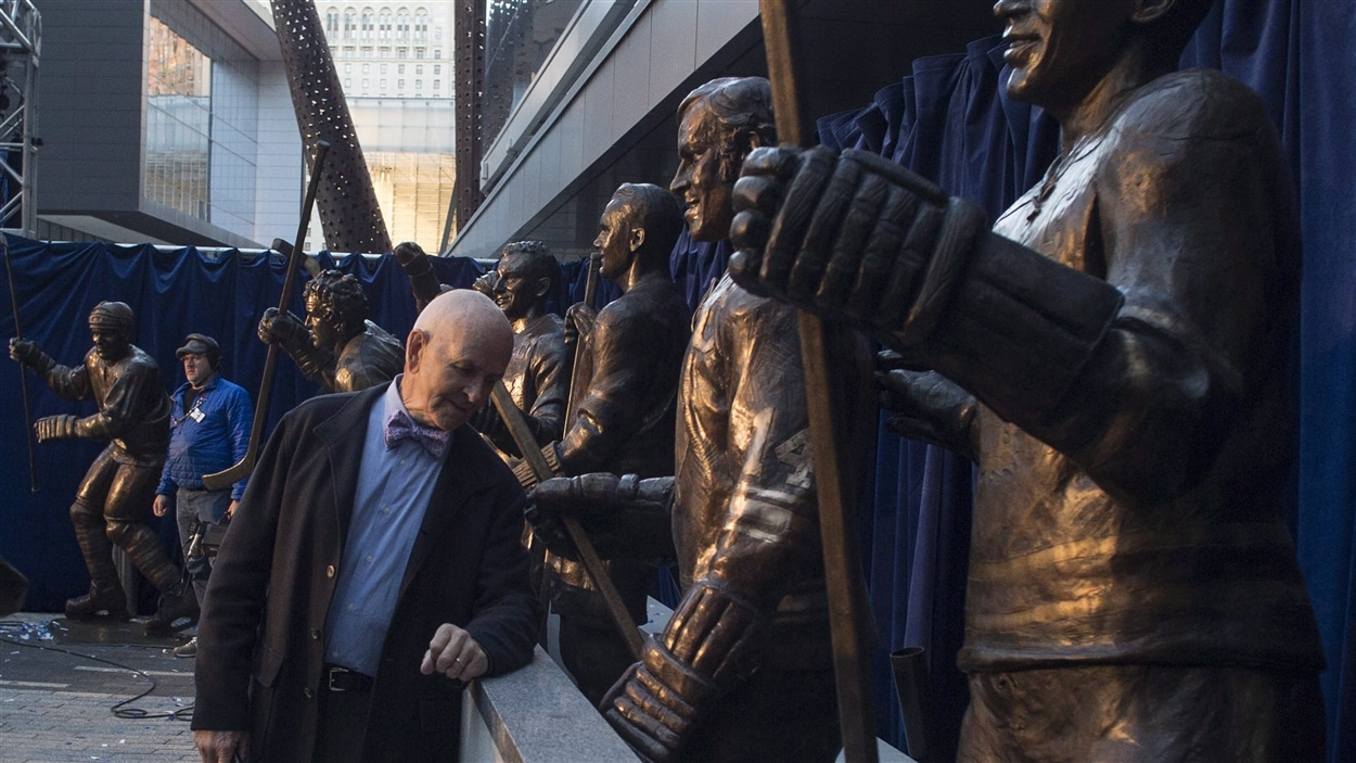 Dave Keon est nommé meilleur joueur de l'histoire des Maple Leafs ...