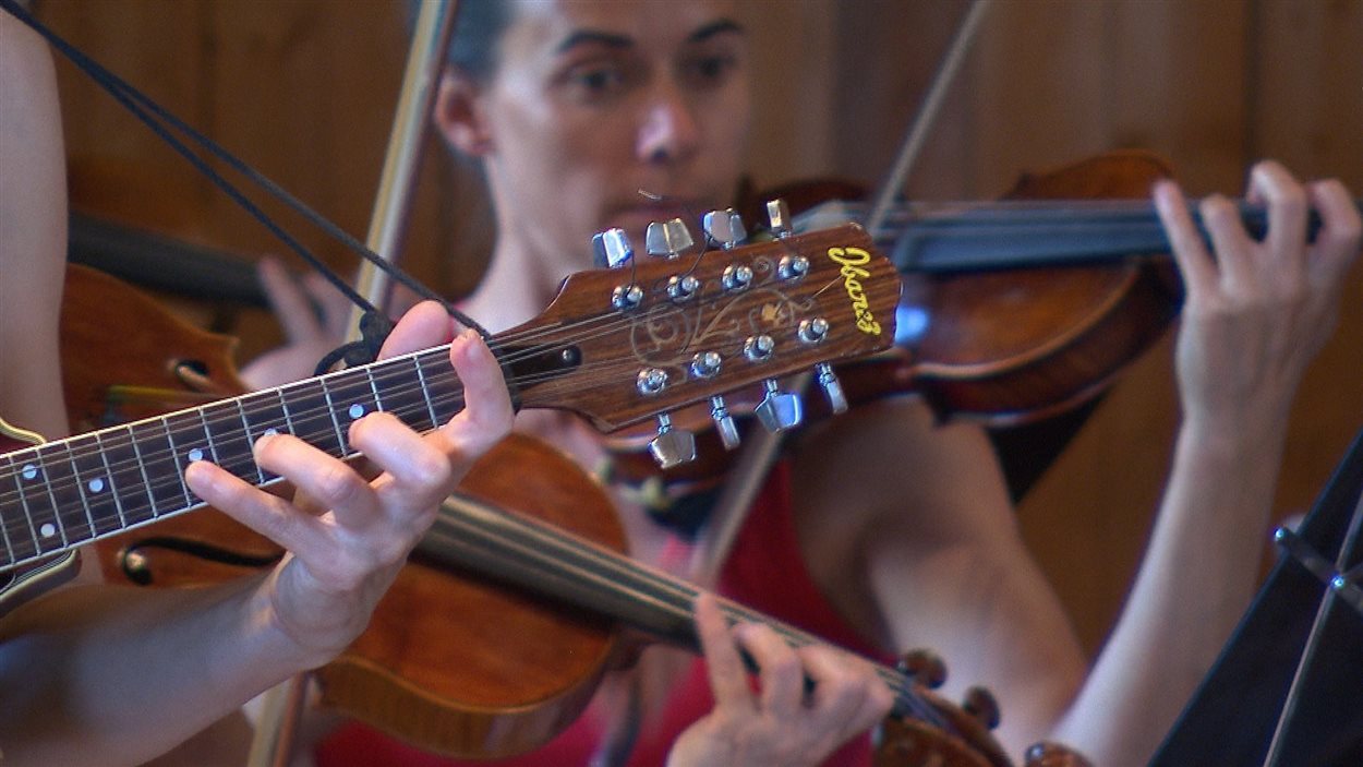 Orchestre symphonique de l'Estuaire: Luc Chaput cède sa baguette à Dina ...