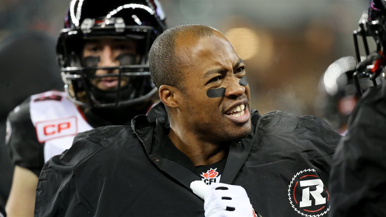 La performance d'Henry Burris est saluée | Radio-Canada