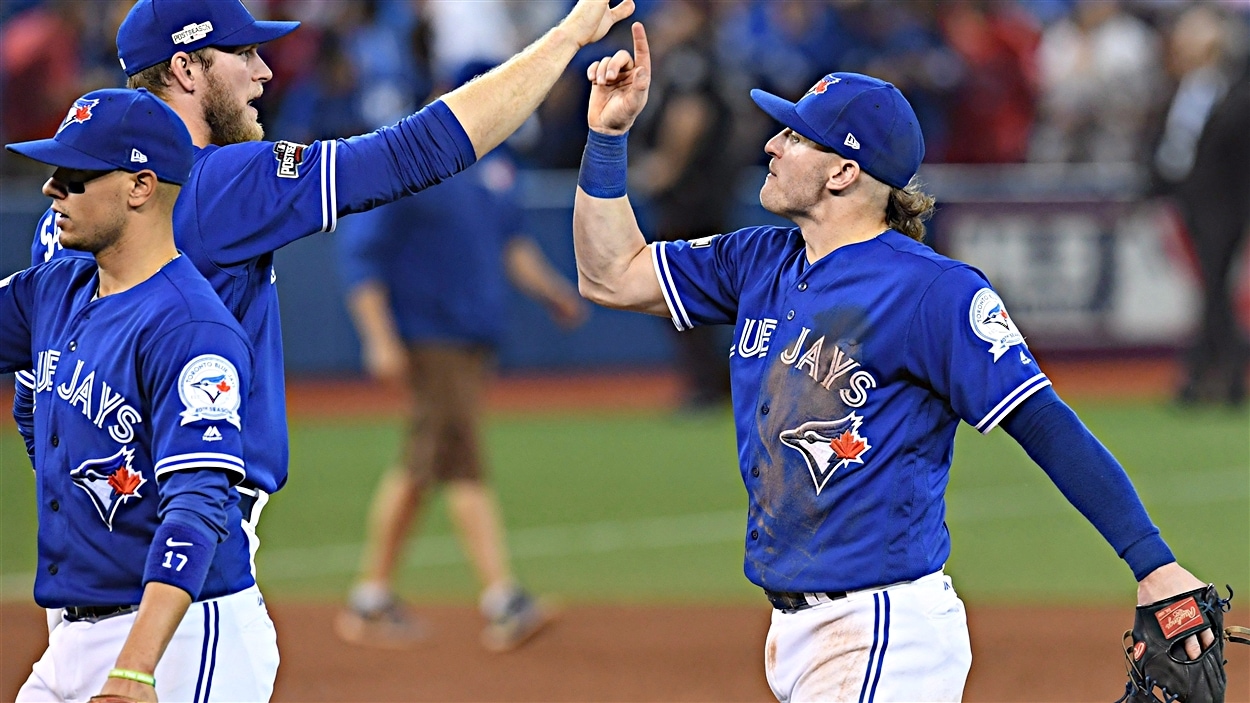 Les Jays survivent au quatrième match | Radio-Canada.ca