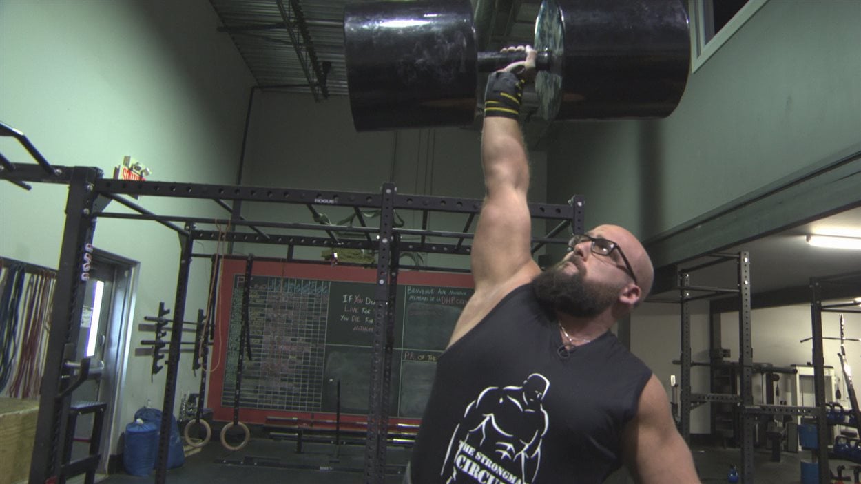 Movember : l'histoire de David Nollet, l'un des hommes les plus forts ...