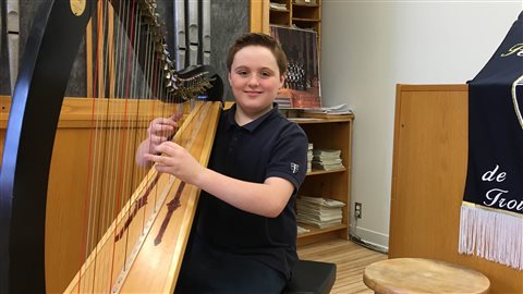 Le jeune virtuose Alexandre Beaudry en prestation à la salle J.-A ...