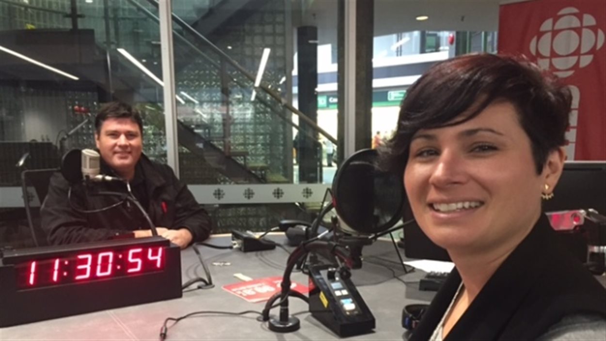 Des Ontariens vont prêter main-forte à Hillary Clinton | Radio-Canada