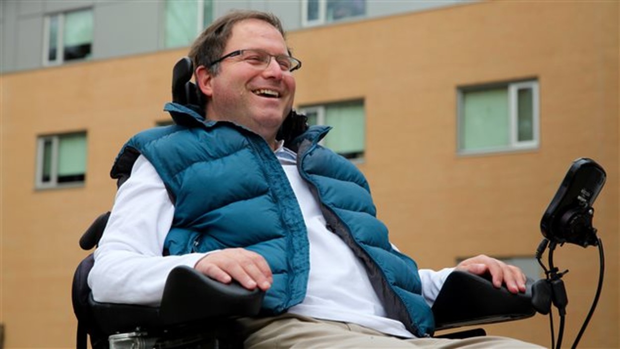 Douches en CHSLD : François Marcotte souhaite poursuivre le combat ...