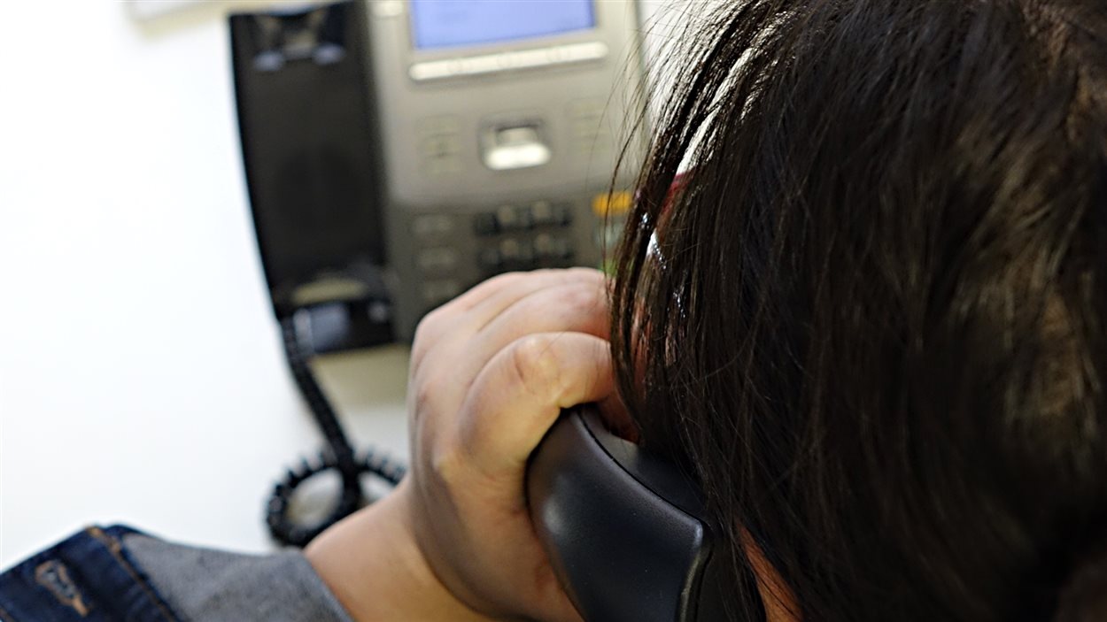 Vivre sans téléphone cellulaire | Radio-Canada