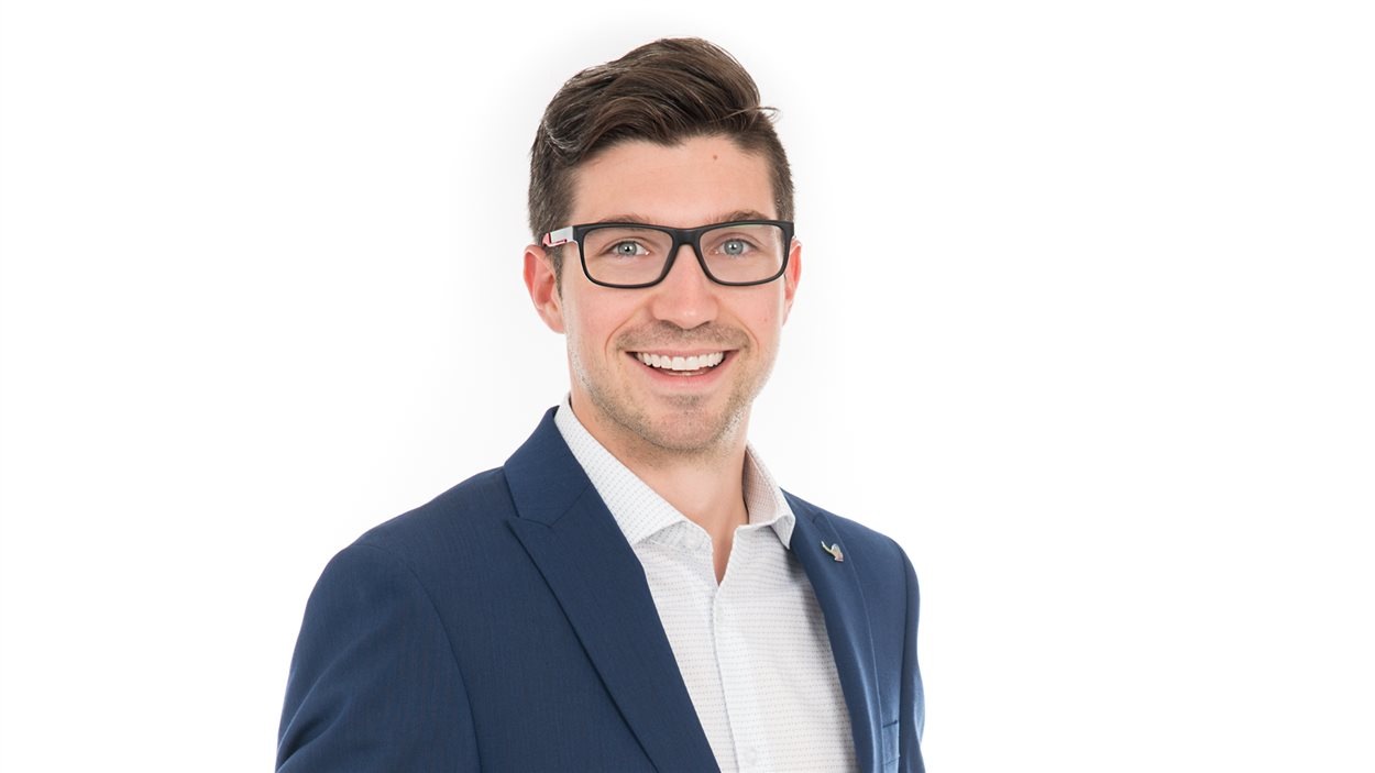 « 30 en bas de 30 » : Maxime Hébert Tardif transforme le monde ...