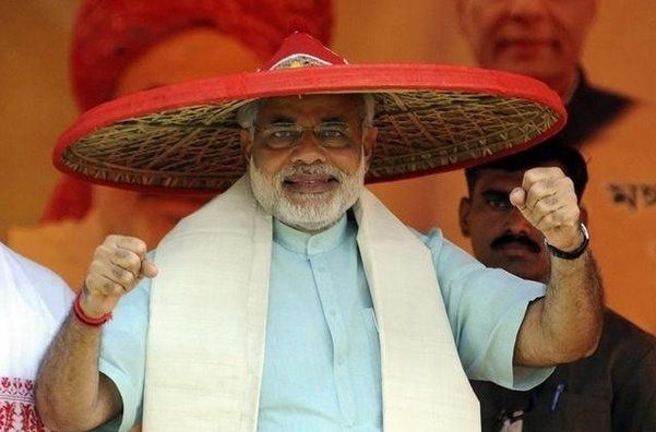 Ce que pensent les Indiens des costumes de Trudeau | Radio-Canada