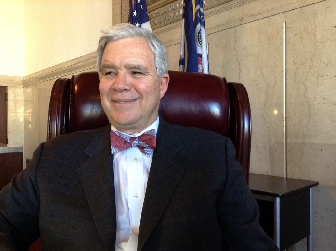 Ces juges qui donnent des cartes-cadeaux aux militaires toxicomanes ...